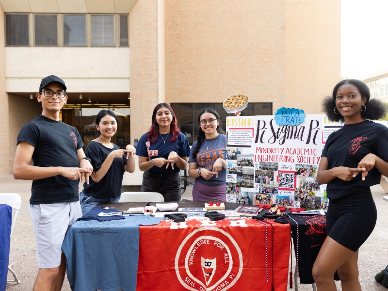 Leadership Programs - Cockrell School of Engineering - University of ...